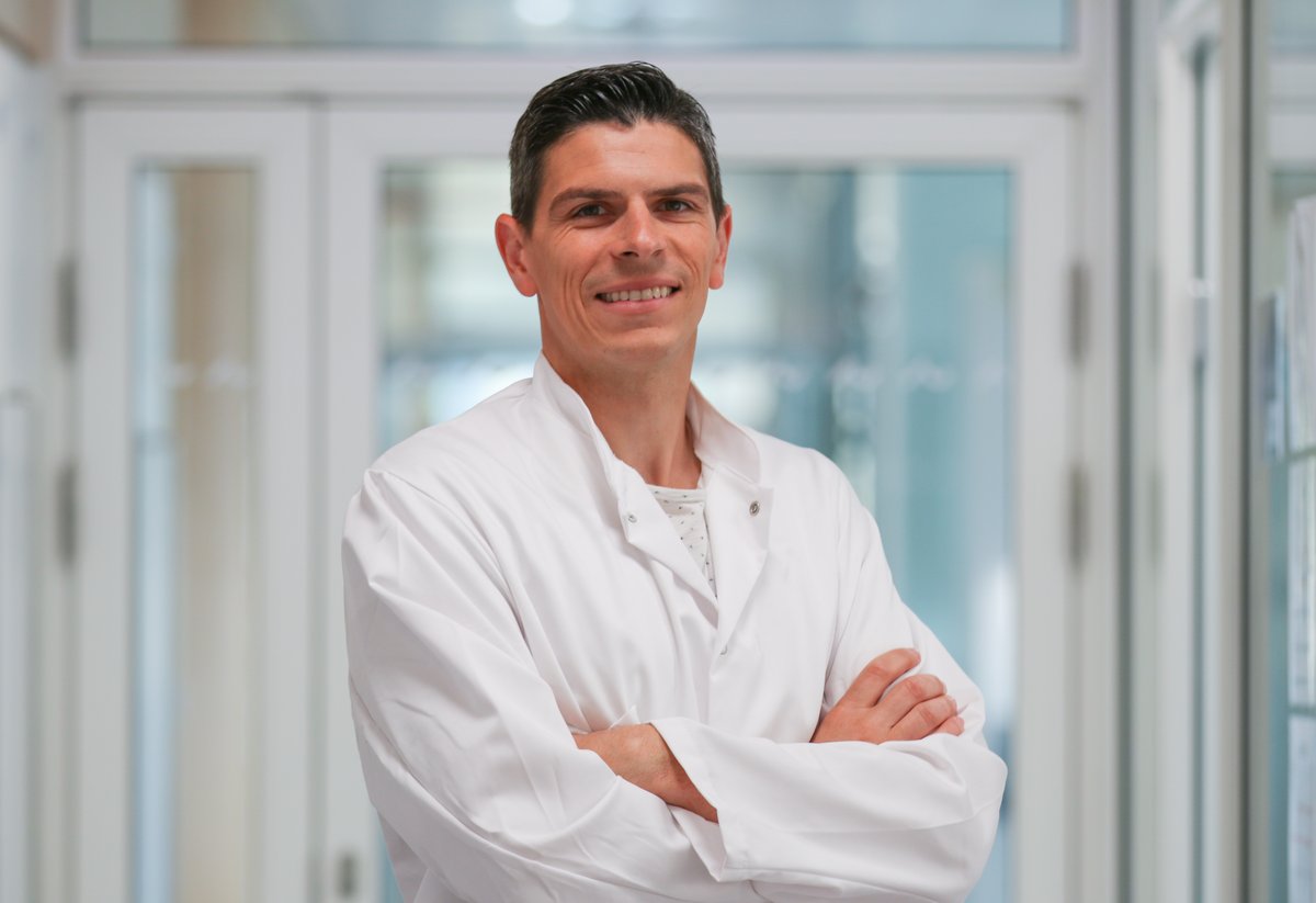 Virologist honoured for his immune system research